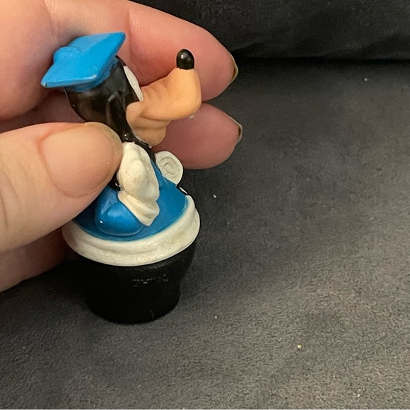 Disney | Toys | 99s Arco Goofy Graduate Pvc Finger Puppet | Poshmark